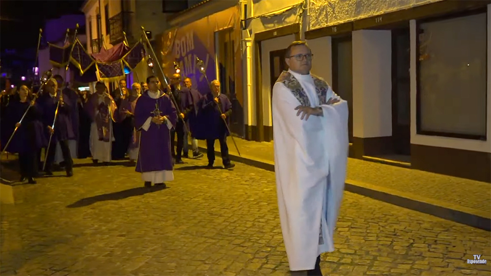 Procissão do Enterro do Senhor em Esposende - TV Esposende